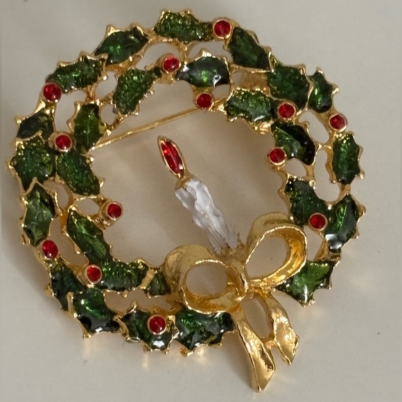 Jewelry | Vintage Christmas Wreath Brooch Pin | Poshmark